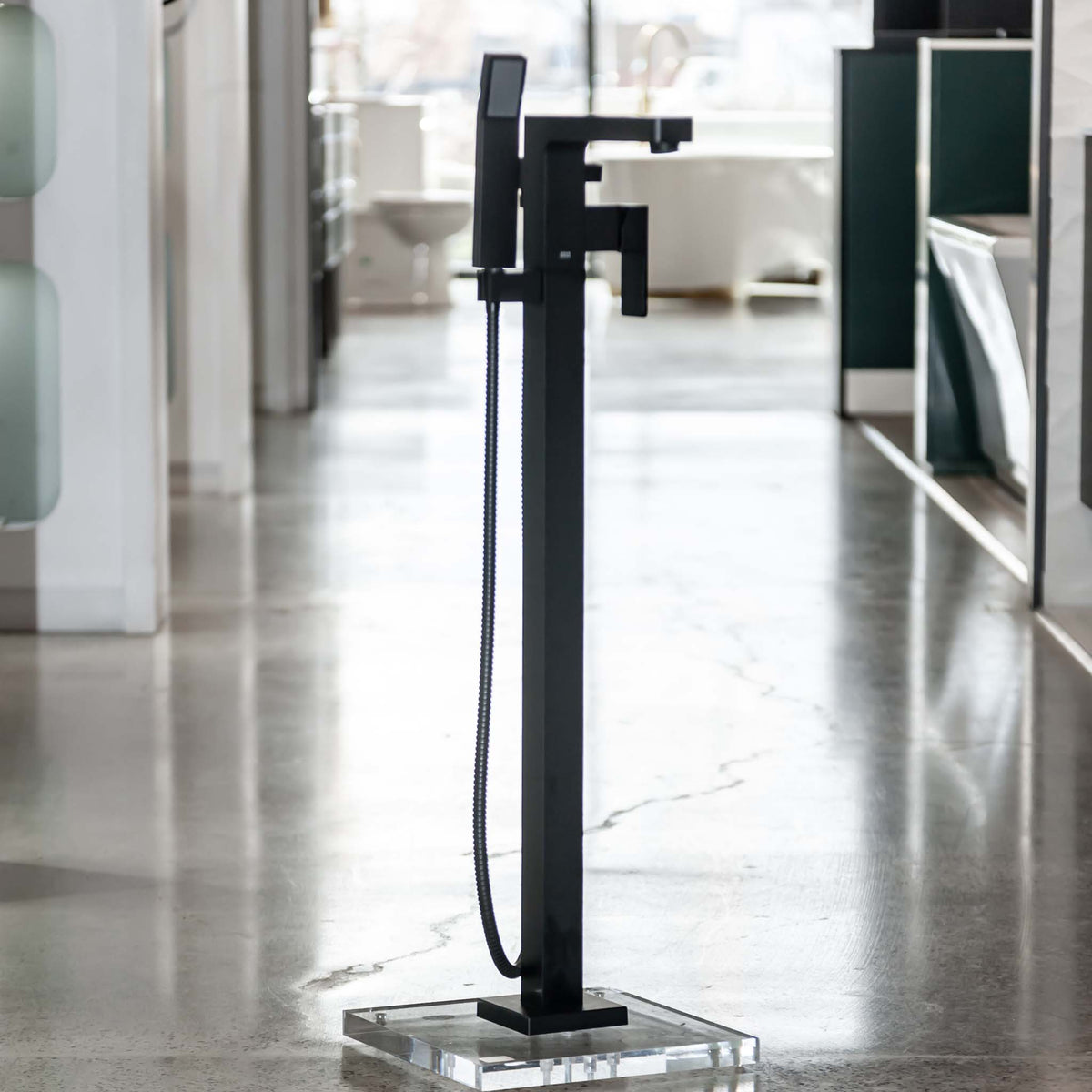 Aquabrass Margherita Pull-Down Dual Stream Kitchen Faucet Brushed Gold ...